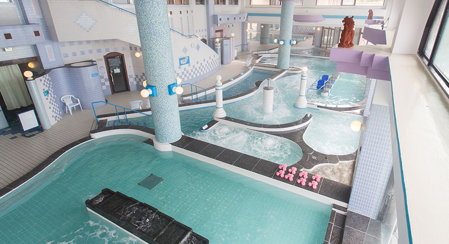 Watsu Session – Okinawa Watsu Center